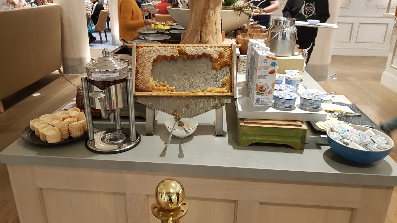 "Gastro" Hotel Kronasar - The Museum Hotel (Rust) • HolidayCheck (Baden ...