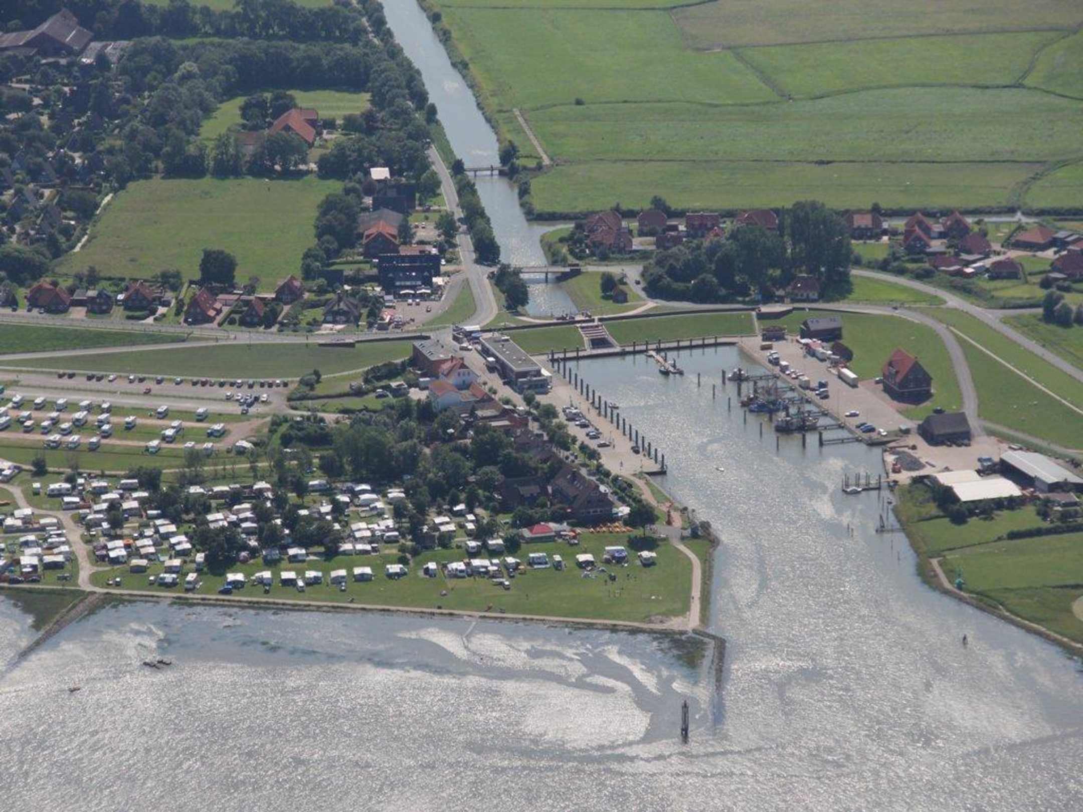 Bild Hafen Fedderwardersiel in Butjadingen
