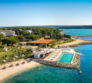 "Außenansicht" Aminess Maestral Hotel (Novigrad) • HolidayCheck ...