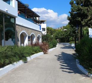 "Außenansicht" Porto Angeli Beach Resort (Stegna) • HolidayCheck ...