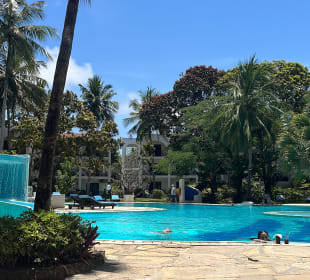 "Außenansicht" Diani Sea Resort (Diani Beach) • HolidayCheck (Provinz ...