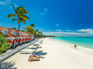 Runaway Beach in Runaway Bay • HolidayCheck