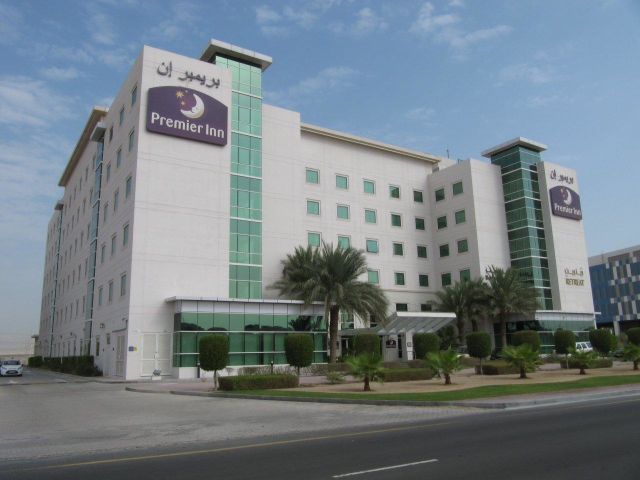 Angebote: Hotel Premier Inn Dubai Investments Park (Dubai) günstig ...