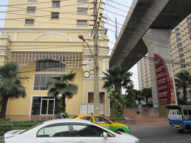 Angebote: Hotel Nasa Vegas (Bangkok) günstig online buchen ...