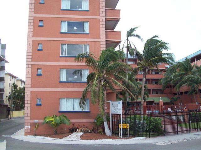 Angebote: Holiday Inn Express & Suites Nassau (Nassau) günstig online ...