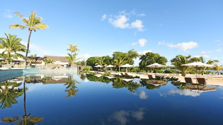 Radisson Blu Azuri Resort & Spa (Roches Noires): Alle Infos zum Hotel
