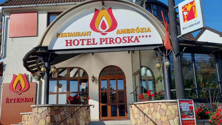 Hotel Piroska (Bük): Alle Infos zum Hotel