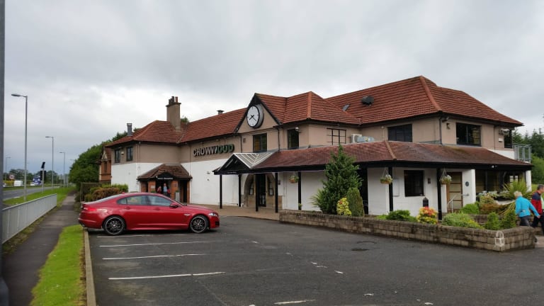 Hotel Crowwood House (Muirhead) • HolidayCheck
