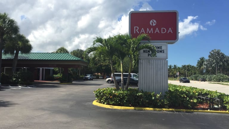 Hotel Ramada Inn of Naples (Naples) • HolidayCheck (Florida | USA)