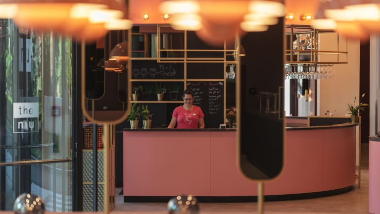 Holiday Inn - the niu, Loco Munich North (München): Alle Infos zum Hotel