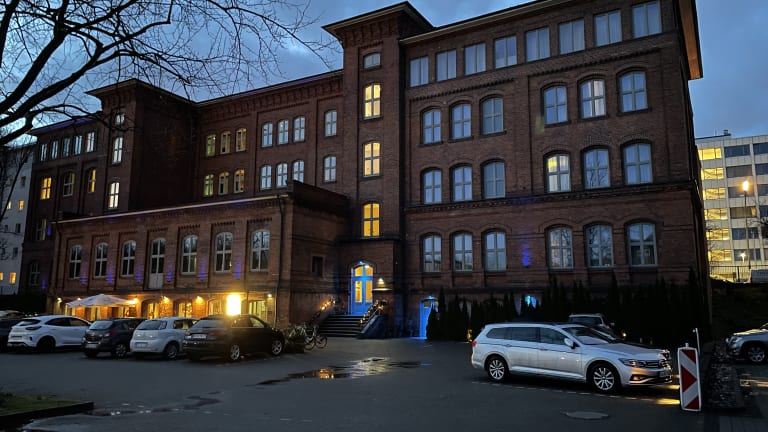 Hotel Volksschule (Hamburg) • HolidayCheck (Hamburg | Deutschland)