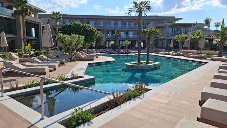 Portes Theros (Nea Potidea): Alle Infos zum Hotel