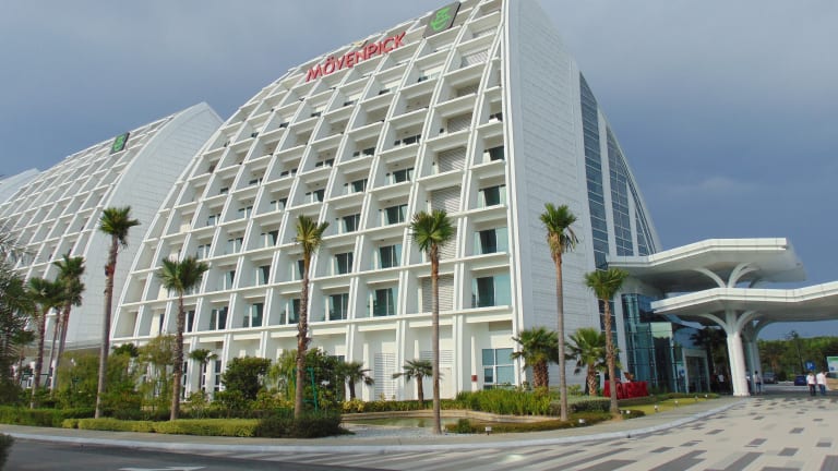 Movenpick Hotel & Convention Centre KLIA (Sepang) • HolidayCheck (Kuala ...