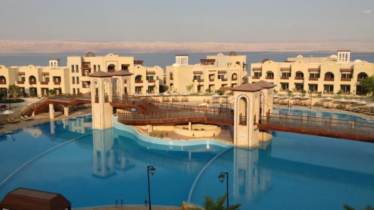 Crowne Plaza Jordan Dead Sea (Sowayma): Alle Infos zum Hotel