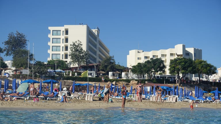 Hotel Capo Bay (Protaras): Alle Infos zum Hotel