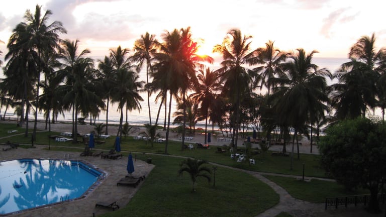 Hotel Mombasa Continental Resort (Shanzu Beach): Alle Infos zum Hotel
