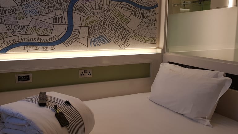 hub by Premier Inn London Westminster, St James Park (City of ...
