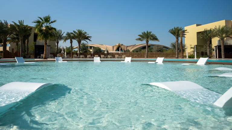 ERTH Hotel (Abu Dhabi): Alle Infos zum Hotel