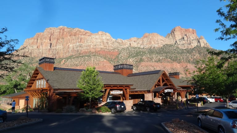 Holiday Inn Express Springdale - Zion National Park Area (Springdale ...