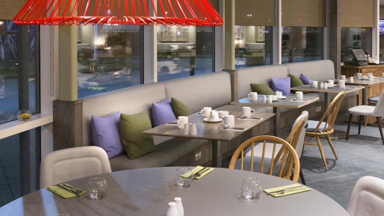 Holiday Inn Salisbury-Stonehenge (Amesbury): Alle Infos zum Hotel