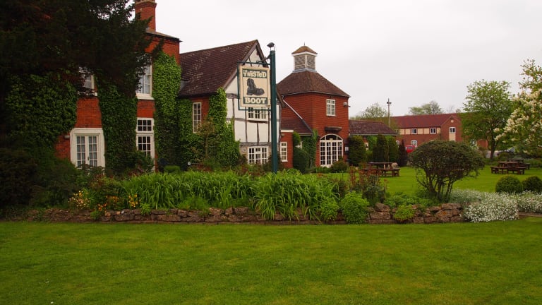 Kings Court Hotel (Alcester): Alle Infos zum Hotel