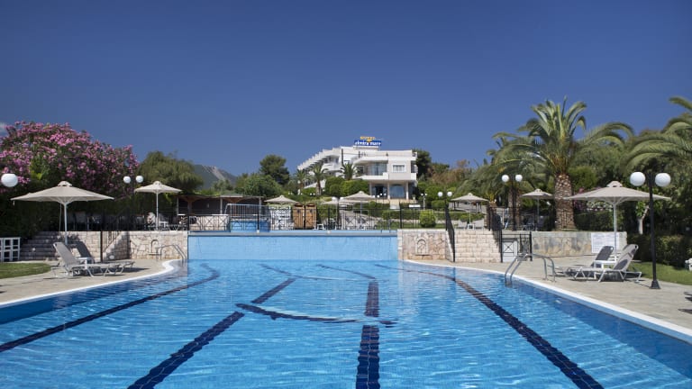 Hotel Almira Mare (Chalkida) • HolidayCheck (Evia / Euböa | Griechenland)