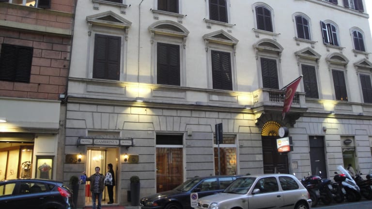 Hotel Gambrinus (Rom) • HolidayCheck